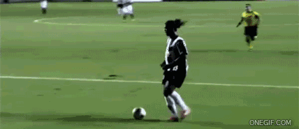 GIF: Ronaldinho with a no-look pass and goal!