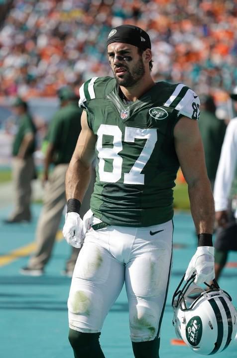 Eric Decker (@ericdecker) - LockerDome
