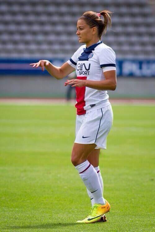 PSG ladies has quite possibly the hottest female footballer ever! Judge ...